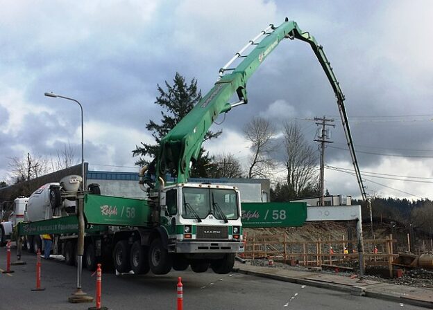 Concrete Pump Operator Job Description, Duties, Skills & Career Path | Jinn