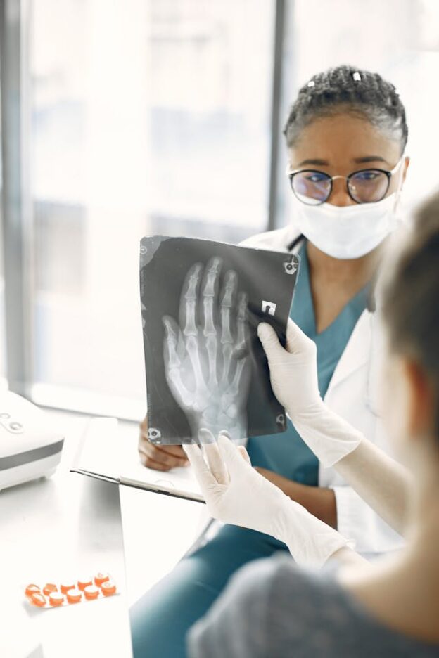 Radiographer Job Description, Duties, Skills & Career Path | Jinn