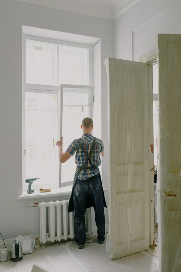 Window Installer Job Description, Duties, Skills & Career Path | Jinn